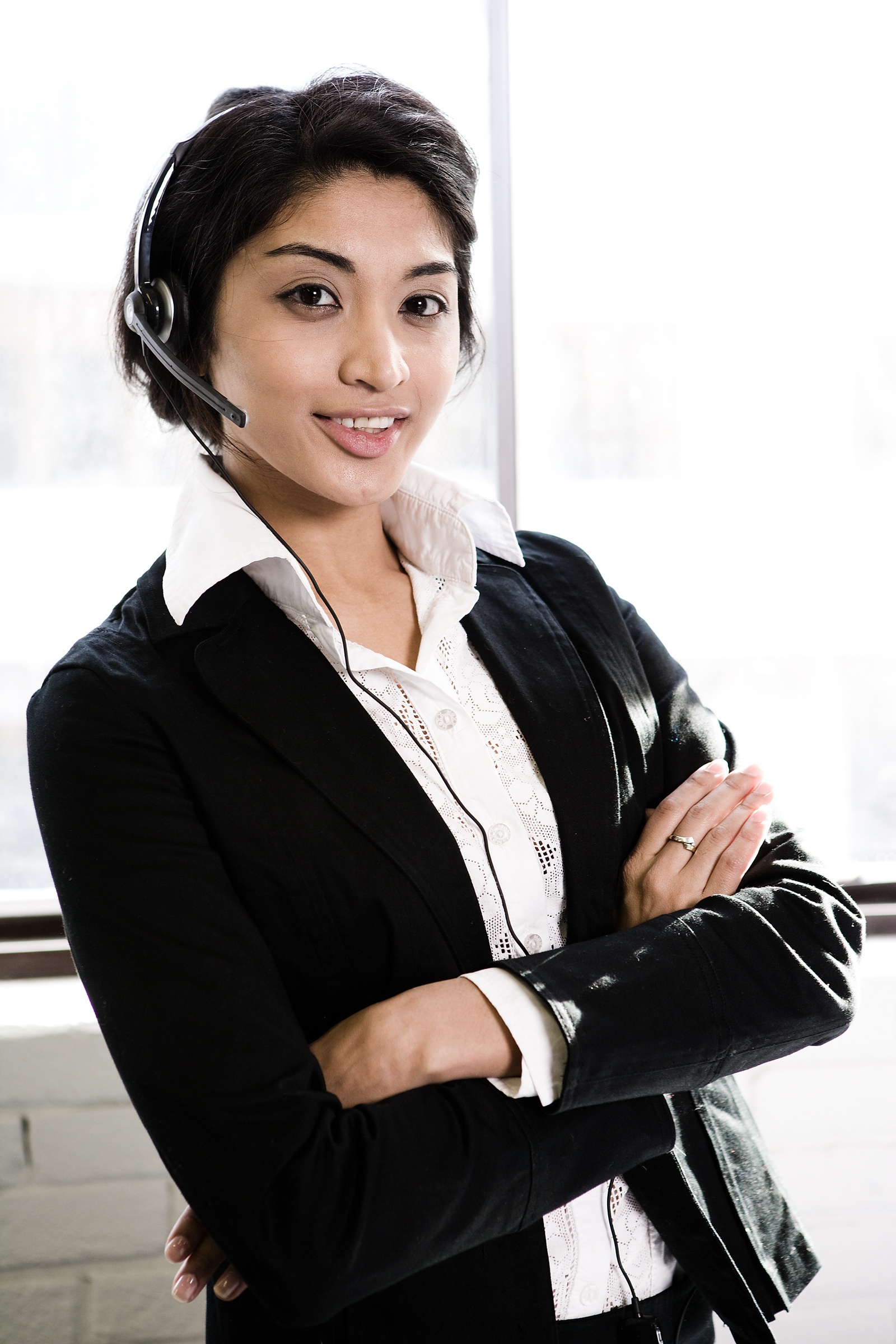 How Multilingual Support Helps Contact Center Metrics for Financial ...